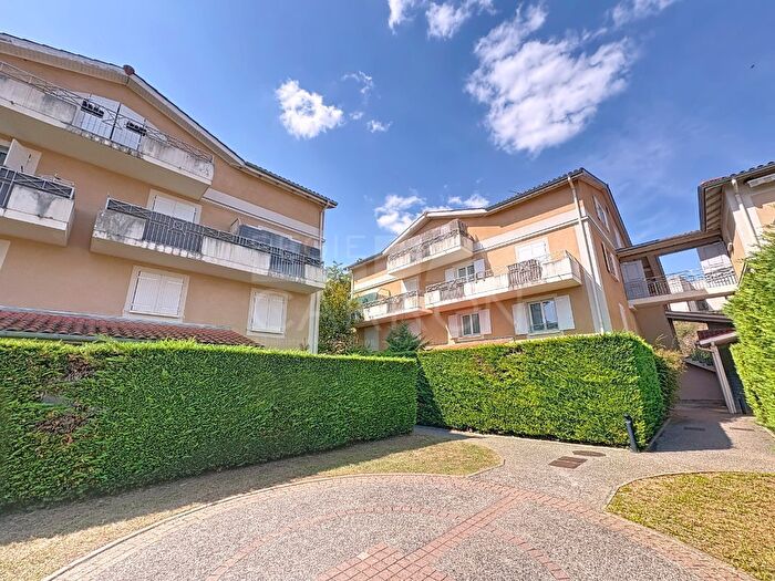 Appartement à vendre - Miribel - 3 pièces - 2 chambres