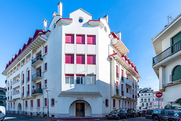 Appartement à vendre - Saint-Jean-de-Luz, Centre-ville - 2 pièces - 1 chambre