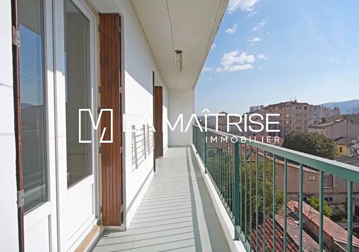 Appartement 3 pièces à vendre à Marseille 5ème, Saint-Pierre