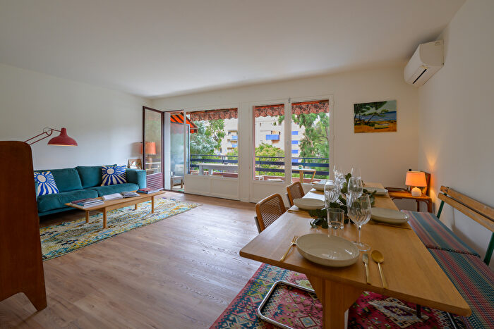 Cavalaire-sur-Mer, Centre-ville : Appartement 5 pièces à vendre
