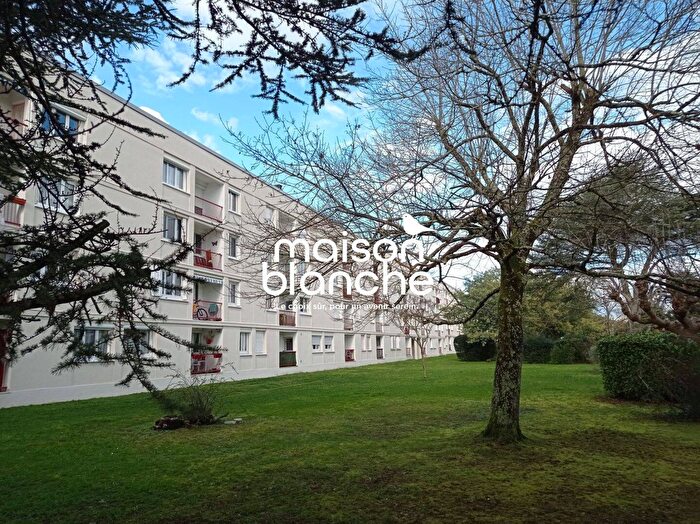 Appartement à louer - La Plante, Libourne - 4 pièces - 3 chambres