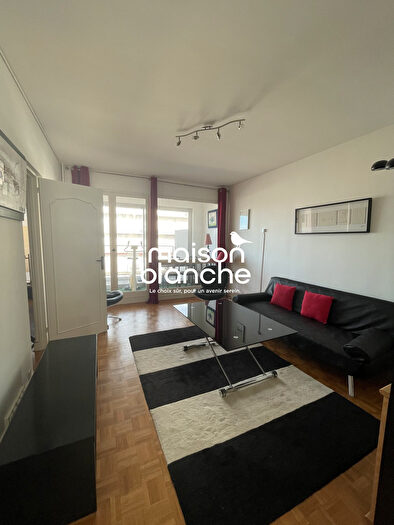 Tours, Giraudeau : Appartement 2 pièces à louer