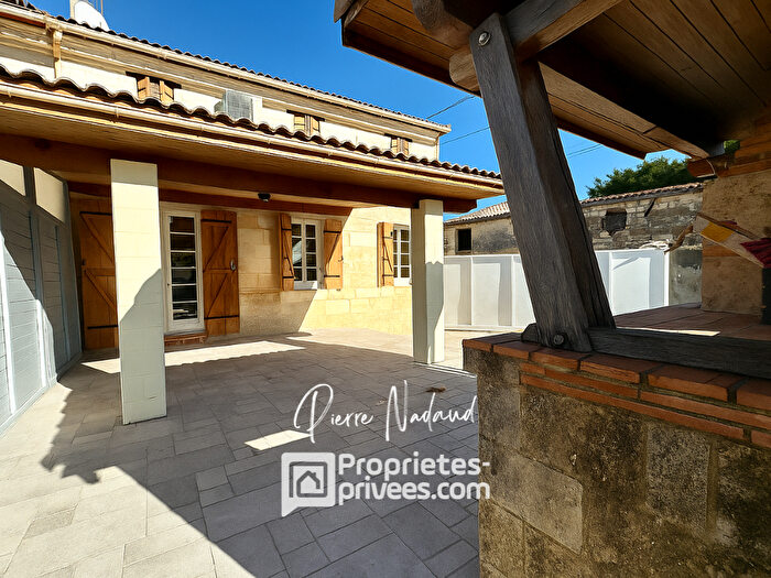 Maison à vendre - Les Artigues-de-Lussac - 4 pièces - 3 chambres