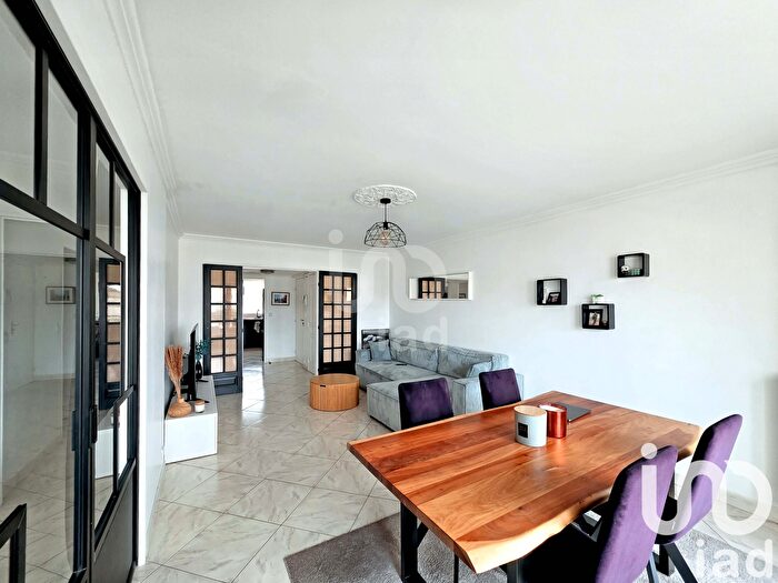 Appartement à vendre - Créteil, La Source - 3 pièces - 2 chambres