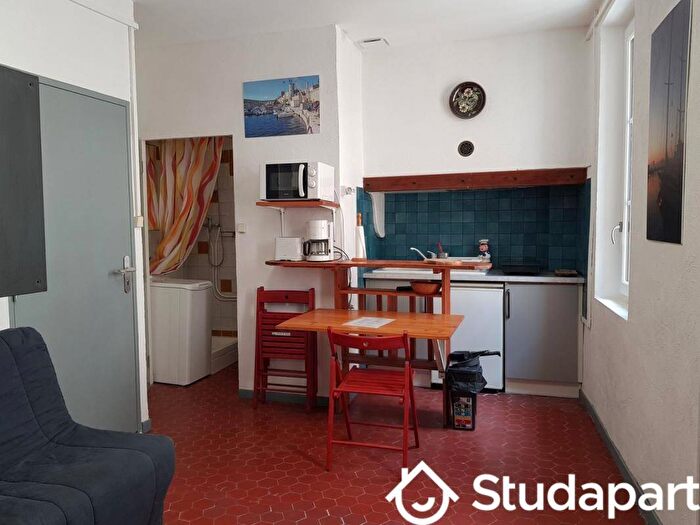 Appartement à louer - Centre Ville, La Ciotat - 2 pièces