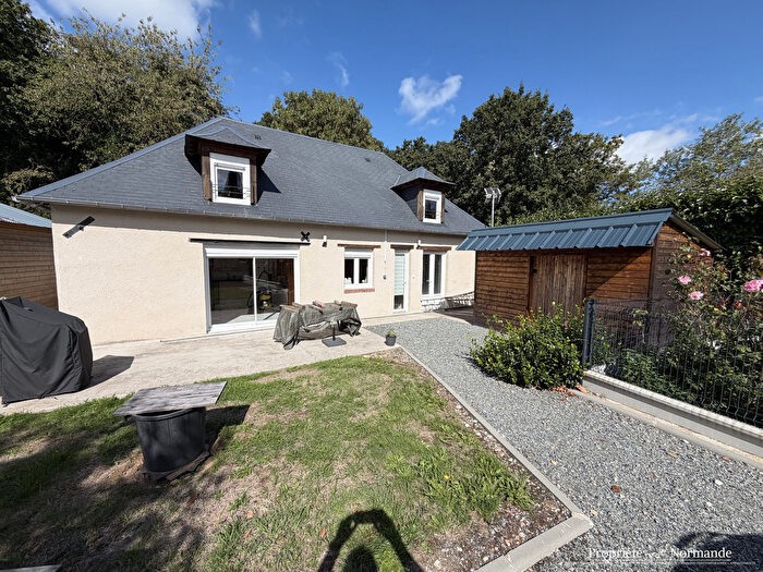 Maison 5 pièces à Pont-Audemer, à vendre