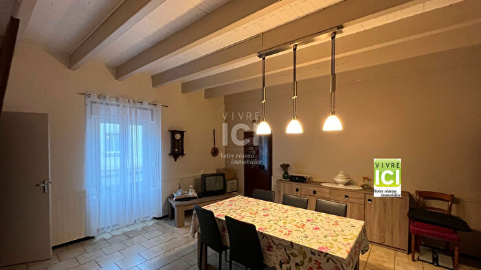 Maison à vendre - La Chapelle-Basse-Mer - 9 pièces - 5 chambres