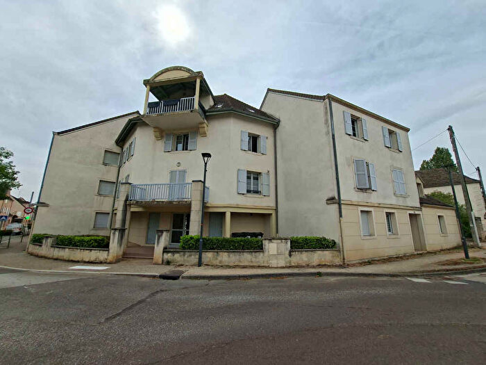 Fontaines : Appartement 4 pièces à vendre