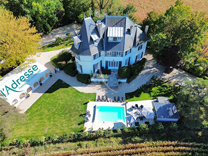 Maison à vendre - Montceaux-lès-Meaux - 17 pièces - 10 chambres