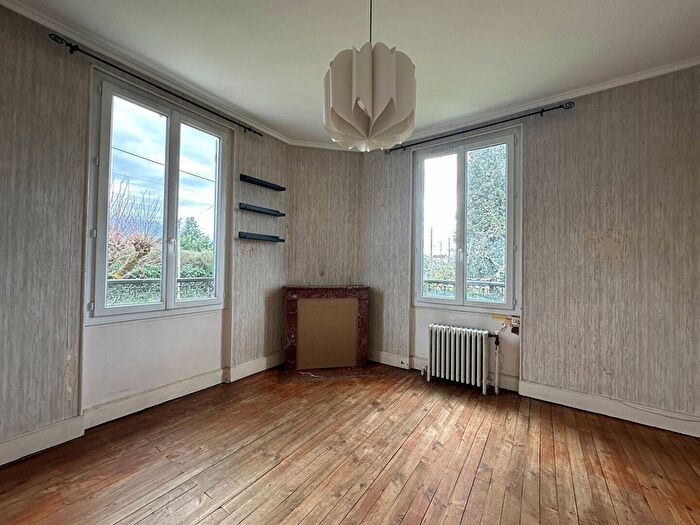 Appartement à louer - Les Iles, Moirans - 5 pièces - 3 chambres