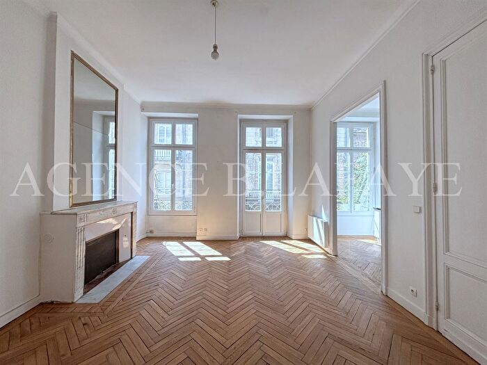Appartement 3 pièces à louer à Bordeaux, Saint-Seurin