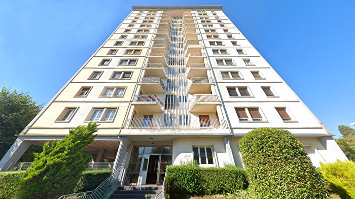 Appartement à louer - Charleville-Mézières, Moulinet - 3 pièces - 2 chambres