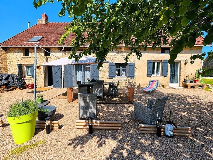 Maison 5 pièces à Domeyrot, à vendre