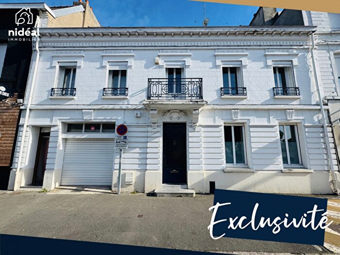 Maison 8 pièces à vendre - Raismes