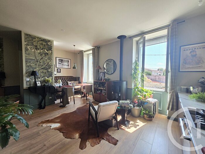 Appartement à vendre - Lesparre-Médoc - 3 pièces - 2 chambres