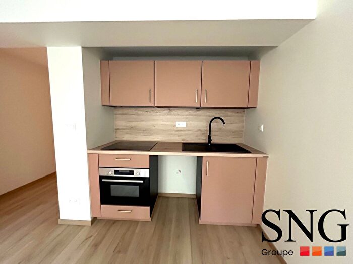 Appartement à louer - Centre Ville, Dole - 1 pièce