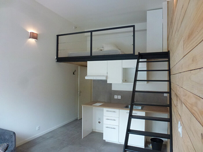 Appartement 1 pièce à louer à Villeurbanne, Zola, Pressence