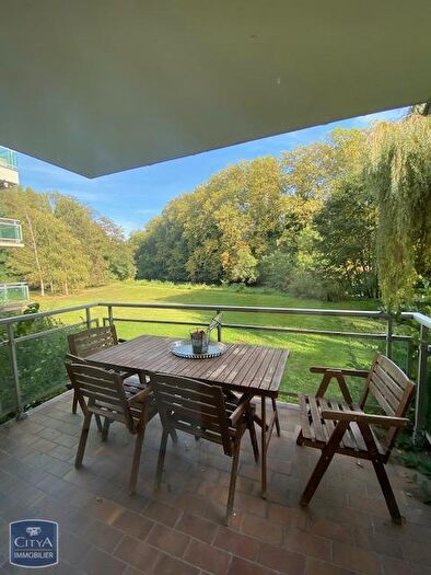 Appartement à louer - Strasbourg, Robertsau - 3 pièces - 2 chambres