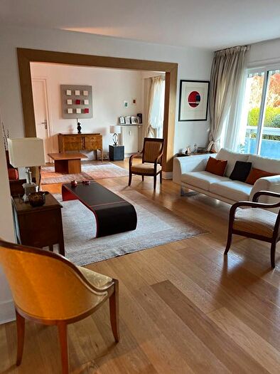 Appartement 6 pièces à louer à Bailly