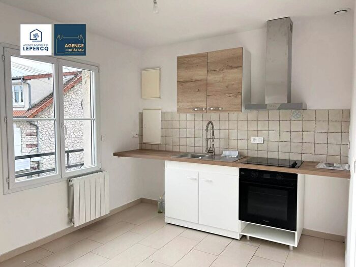 Appartement à louer - Geresmes-Bouillant, Crépy-en-Valois - 3 pièces - 2 chambres