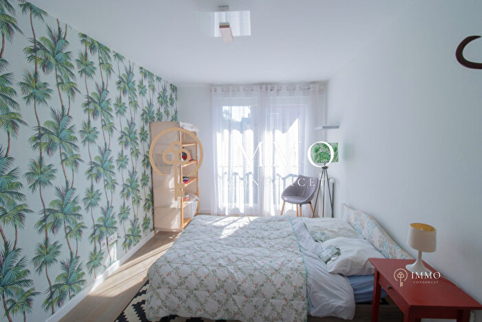 Appartement à louer - Bourg-la-Reine, Nord des pépinières - 2 pièces - 1 chambre