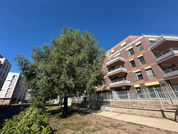 Appartement à louer - Frédéric Ladrette-Fernand Lindet, Clichy-sous-Bois - 4 pièces - 3 chambres
