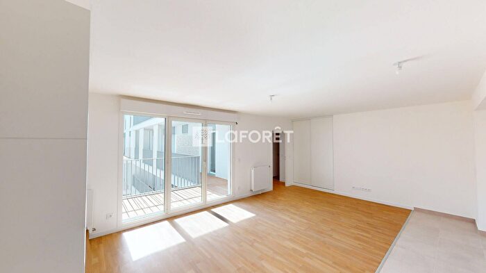 Buzenval, Rueil-Malmaison : Appartement 3 pièces à louer