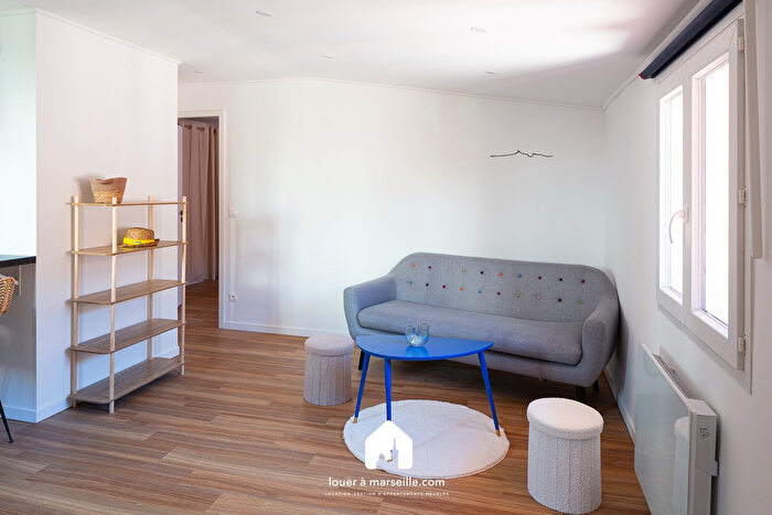 Appartement à louer - Marseille e , Hôtel de ville - 2 pièces - 1 chambre