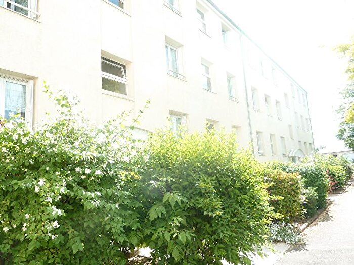 Appartement 3 pièces à Châtillon-Coligny, à louer