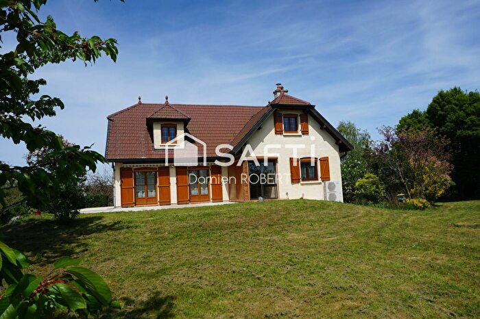 Maison 8 pièces à Beaumotte-lès-Pin, à vendre