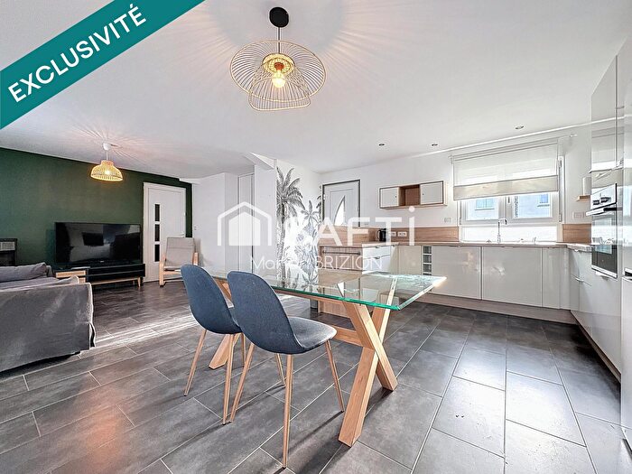 Appartement à vendre - Pomacle - 4 pièces - 2 chambres