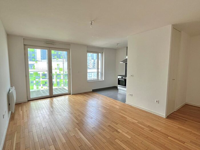 Appartement à vendre - Courbevoie, Hôtel de ville - 3 pièces - 2 chambres
