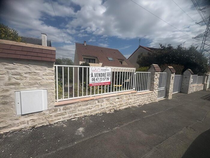 Maison 6 pièces à vendre - Villemomble, Plateau dAvron, Mairie