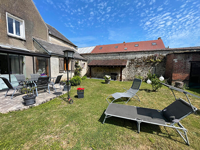 Maison 5 pièces à Pussay, à vendre