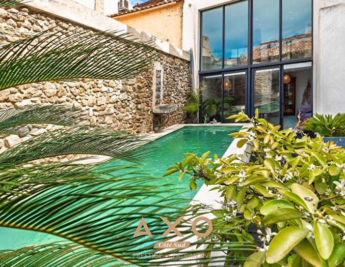 Maison 5 pièces à vendre à Lambesc