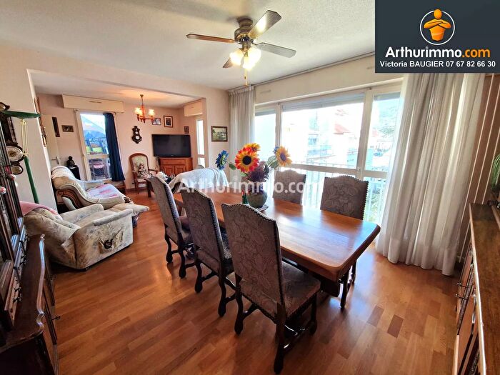 Appartement à vendre - Lons-le-Saunier, Mouillères, Parc des Bains - 4 pièces - 2 chambres