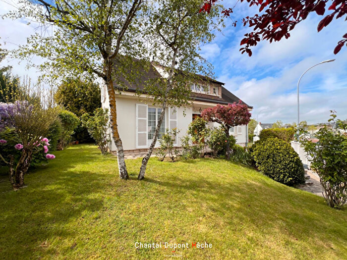Lucé, Centre-ville : Maison 6 pièces à vendre
