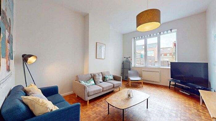 Appartement à louer - Bois Blanc, Lille - 7 pièces - 6 chambres