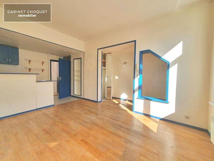 Appartement 2 pièces à Vieux Lille, à louer