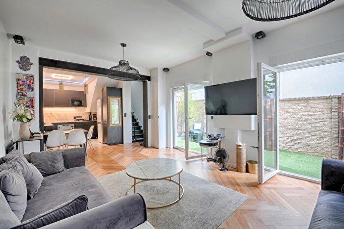 Maison à vendre - Saint-Maur-des-Fossés - 4 pièces - 2 chambres