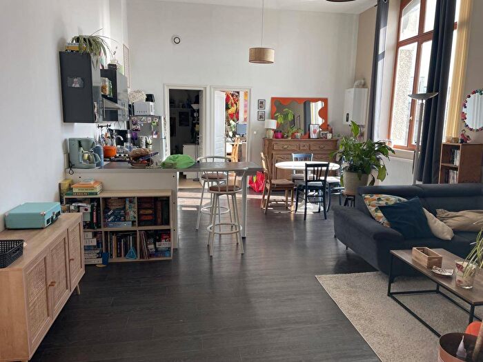 Appartement à louer - Valenciennes - 4 pièces - 1 chambre