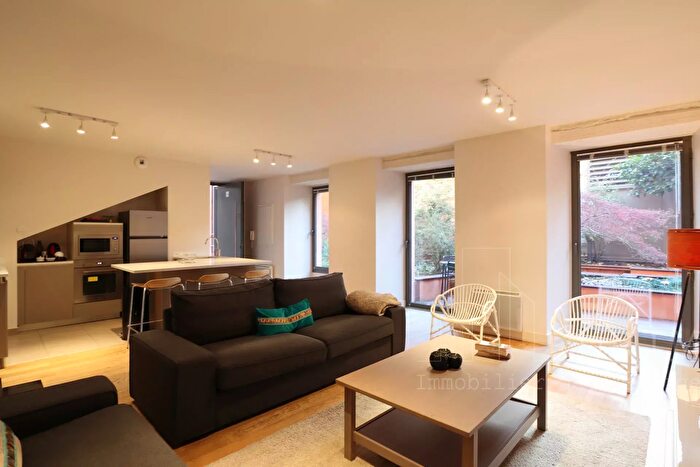 Appartement à louer - Toulouse, Les Carmes-Esquirol - 3 pièces - 2 chambres