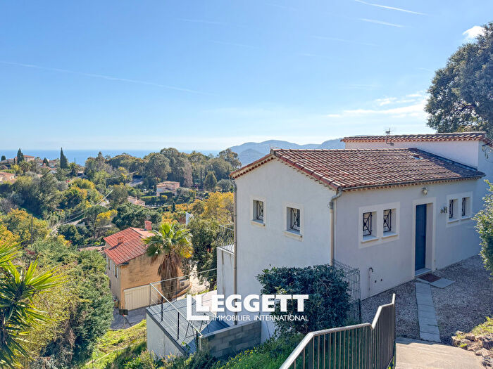 Maison à vendre - Mandelieu-la-Napoule, Les Termes - 4 pièces - 3 chambres