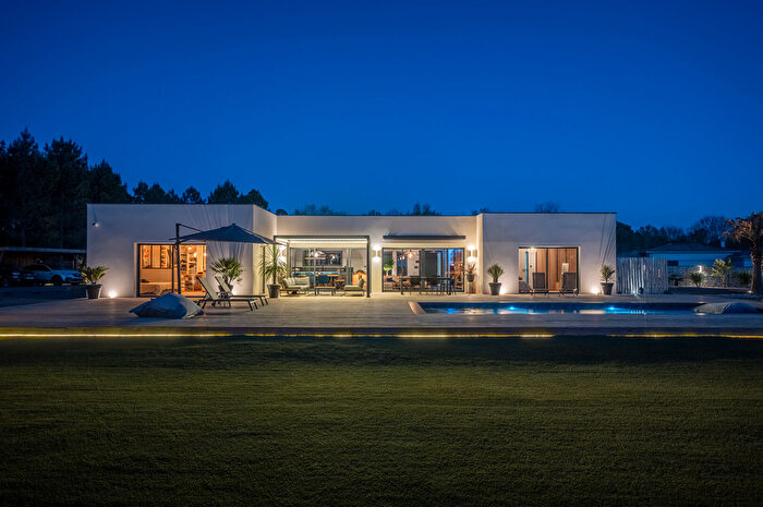 Maison 6 pièces à Mios, à vendre