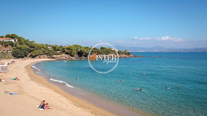 Appartement à vendre - Roquebrune-sur-Argens - 3 pièces - 2 chambres