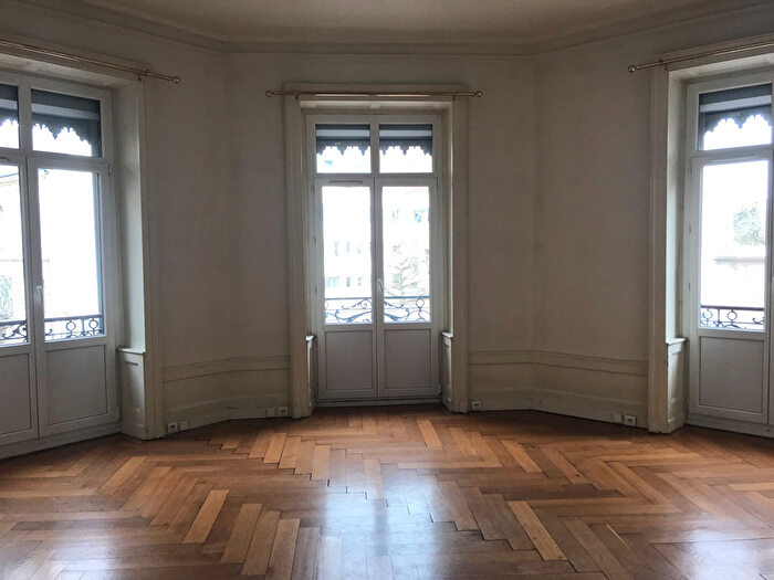 Appartement à louer - Besançon, Boucle, Chapelle des Buis - 4 pièces - 3 chambres