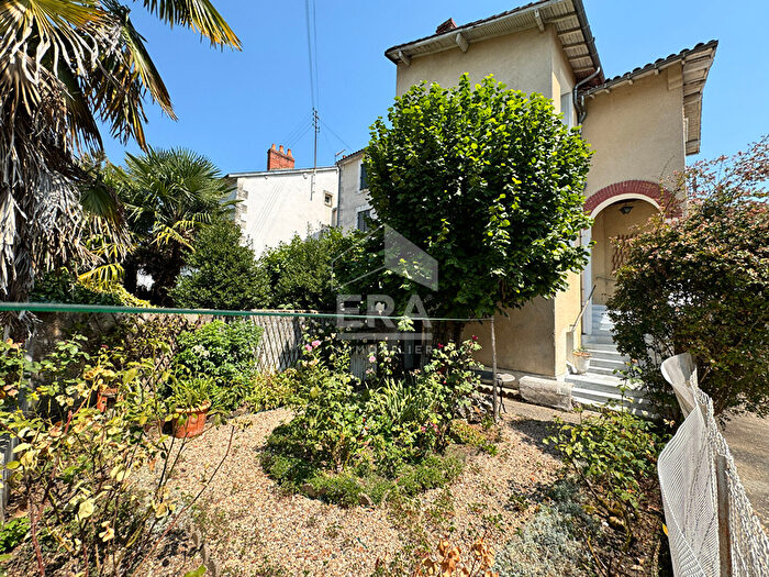 Maison à vendre - Périgueux - 5 pièces - 3 chambres