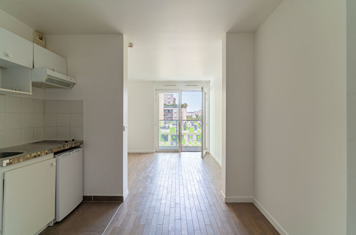 Appartement 1 pièce à Courbevoie, Hôtel de ville, à vendre