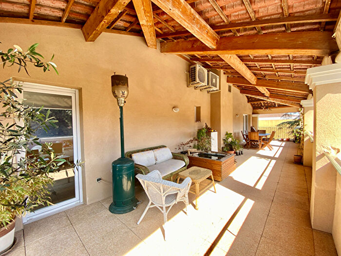 Appartement à vendre - Saint-Maximin-la-Sainte-Baume, Mirade, Barcelone - 4 pièces - 3 chambres