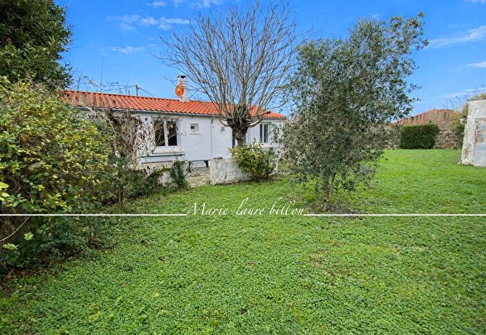 Maison à vendre - Saint-Gilles-Croix-de-Vie - 2 pièces - 1 chambre